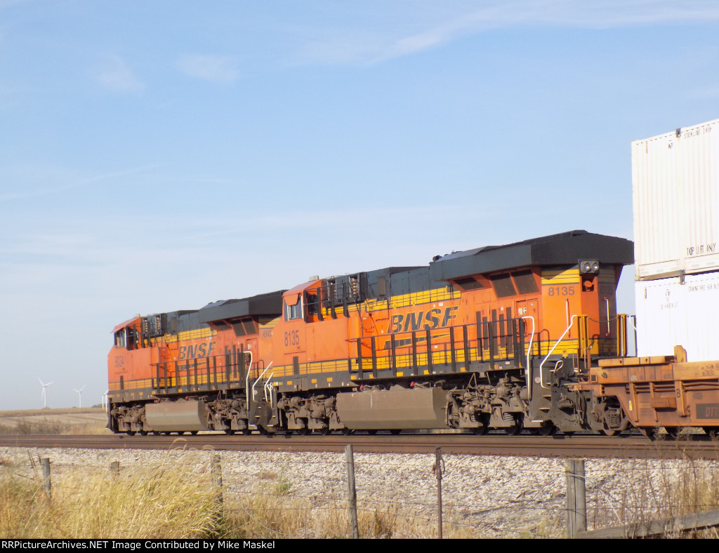 BNSF 8034